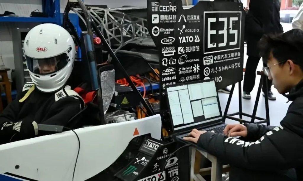 全力以赴！長理CRT方程式賽車隊馳騁賽道，點燃青春激情